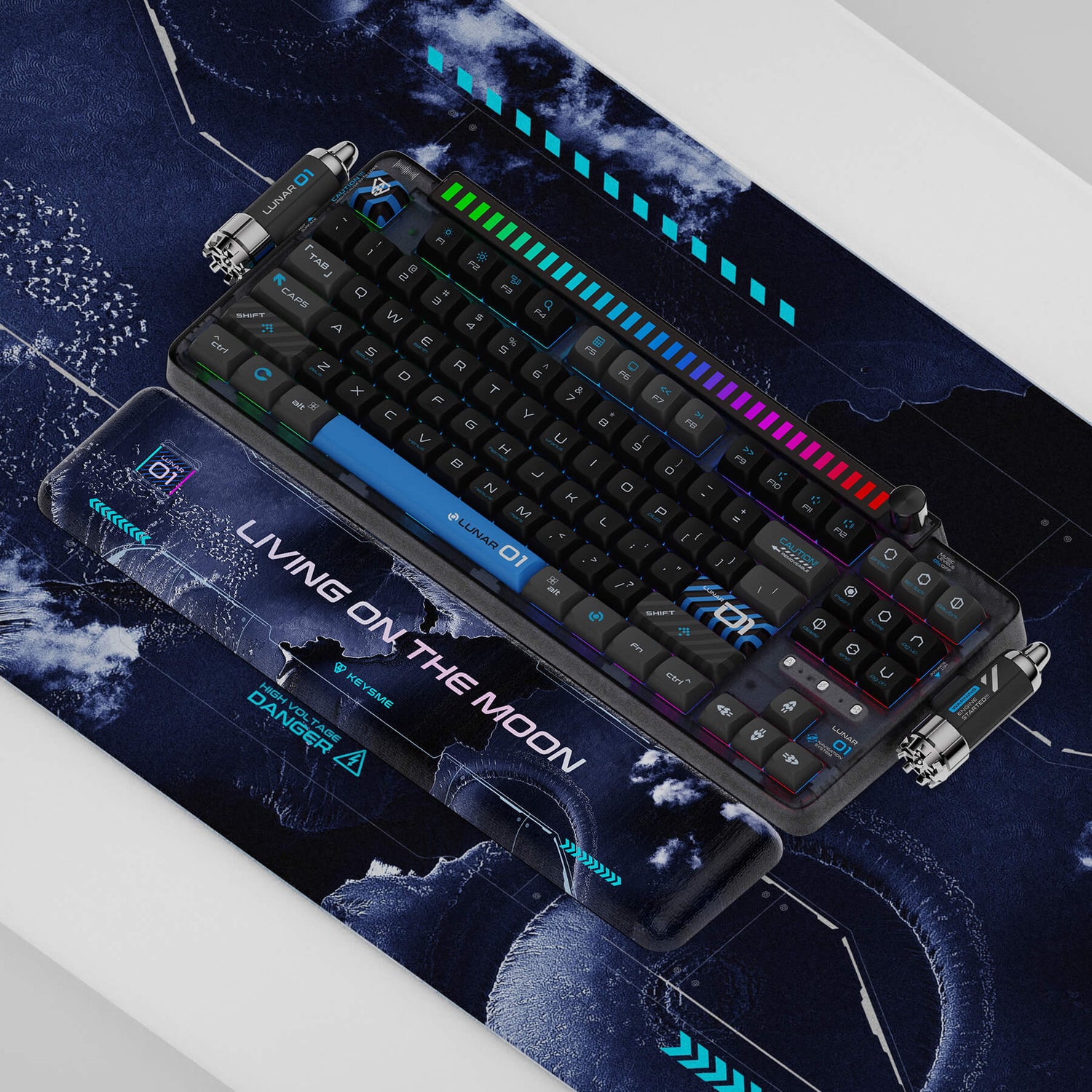 KeysMe Lunar 01 Mechanical Keyboard - Hole Black | KeysMe